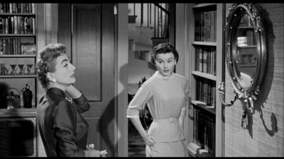 ‘Queen Bee’ (1955): Does this lurid melodrama reflect Joan Crawford’s ...