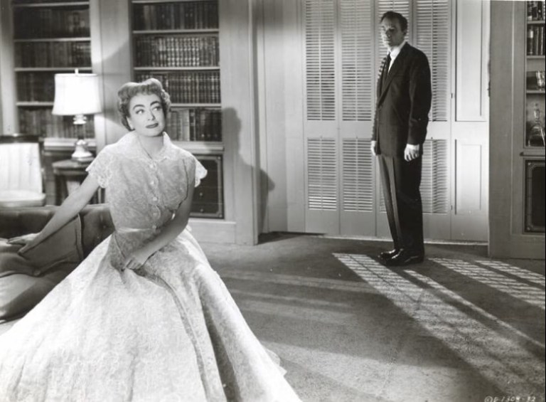 ‘Queen Bee’ (1955): Does this lurid melodrama reflect Joan Crawford’s ...